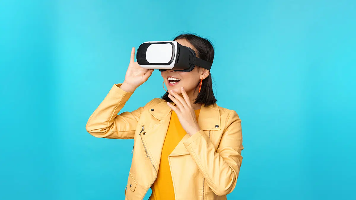 The Future of e-Commerce: How AI and VR are Revolutionizing Online ...